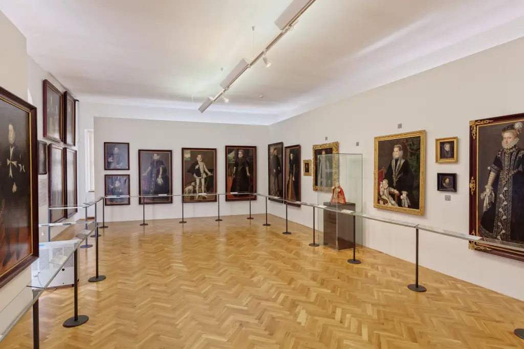 Lobkowicz Palace - Get Tickets, Hours, Free Days - museuly